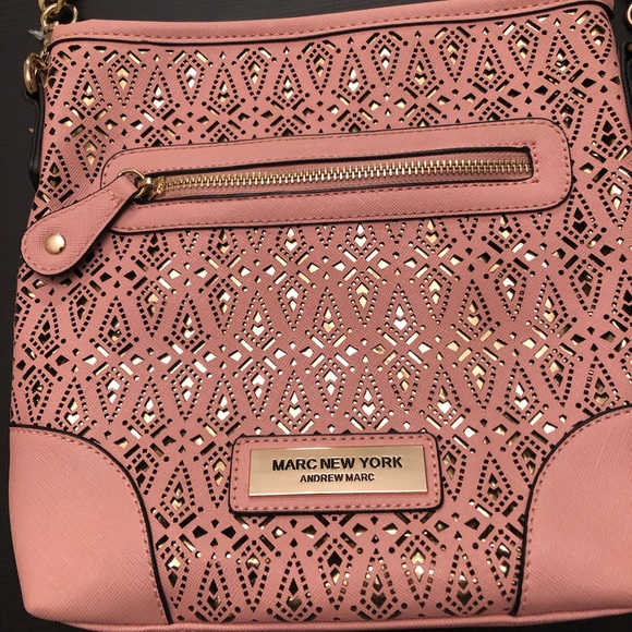 Andrew Marc | Bags | Andrew Marc Crossbody Bag | Poshmark